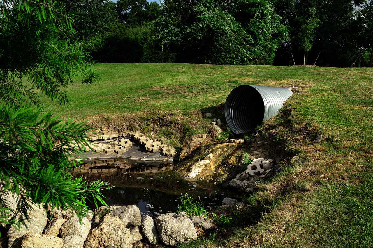 What to Do In Case of Sewage Overflow | 911 Restoration Blog
